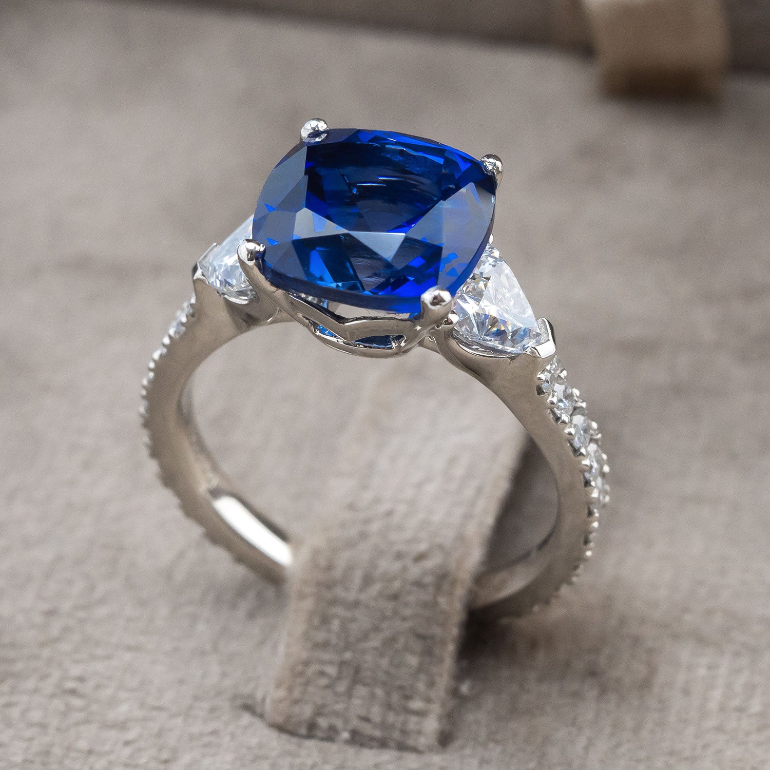950 Platinum Ring 5.611ct Sapphire Center Stone with 1.220ct Side Ston ...